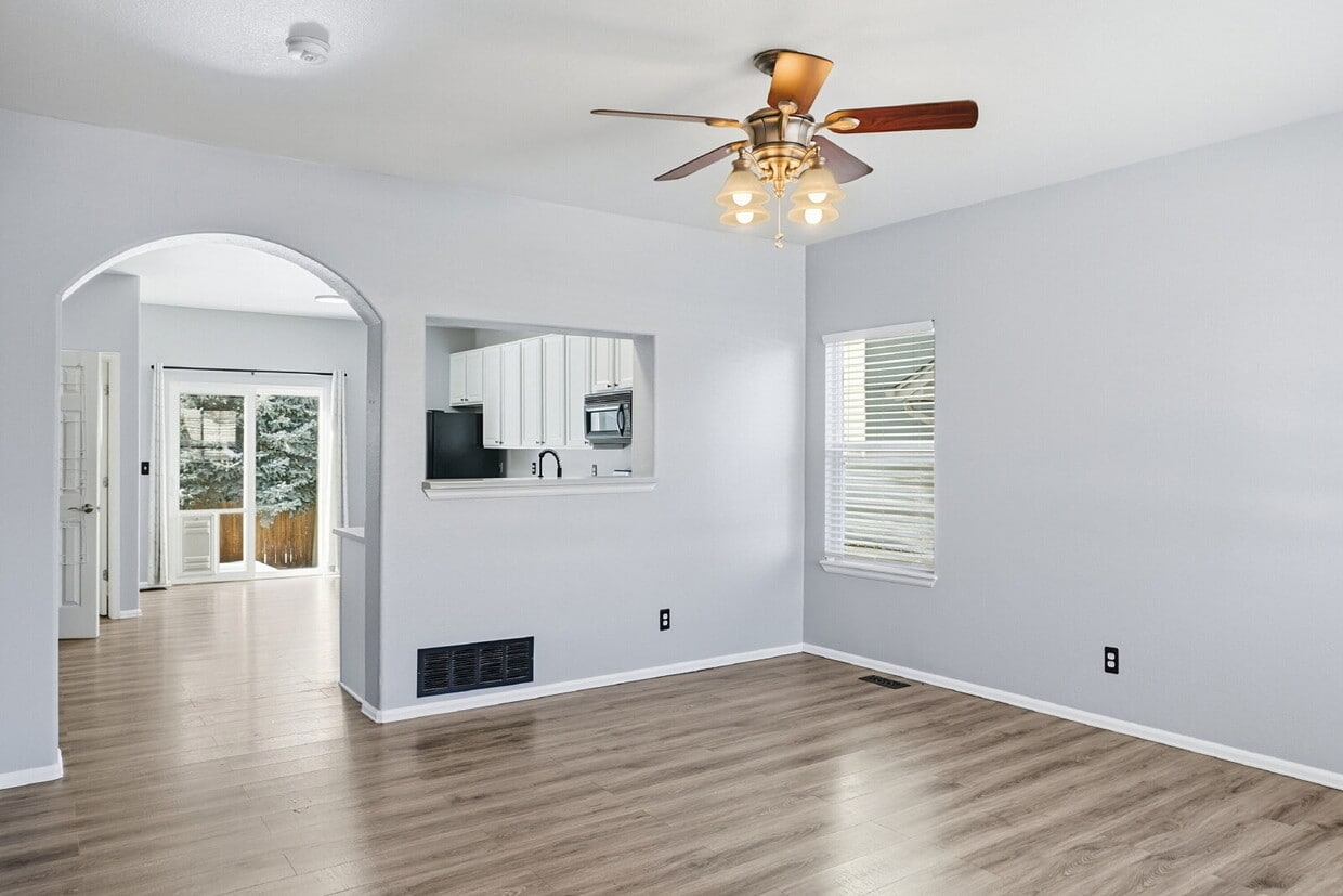 1850 Walton Dr, Colorado Springs, CO 80951 - Room for Rent in Colorado ...