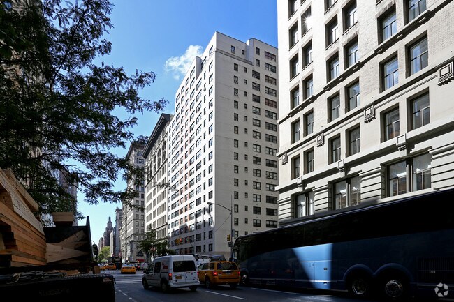Union Square Apartments for Rent with a Walk-In Closet - New York, NY ...