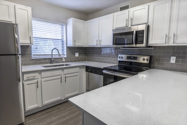 Best Luxury Harbour Town of Boca del Mar Apartments for Rent - Boca ...