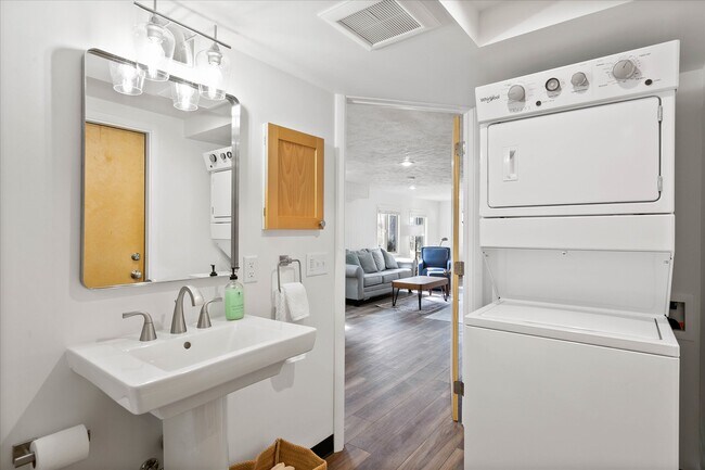 1208 S Elm St Unit A, Spokane, WA 99204 - 1208 S Elm St Spokane, WA ...