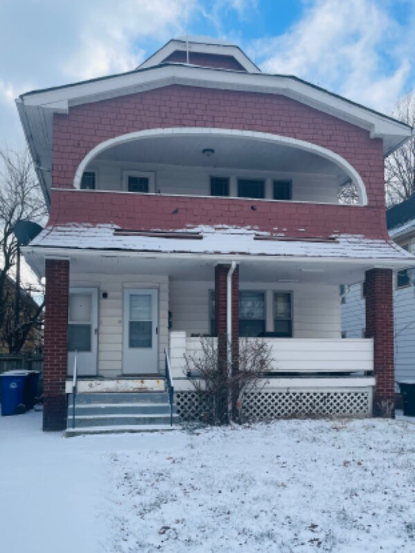 860 Rondel Rd Unit Upstairs, Cleveland, OH 44110 | Apartments.com