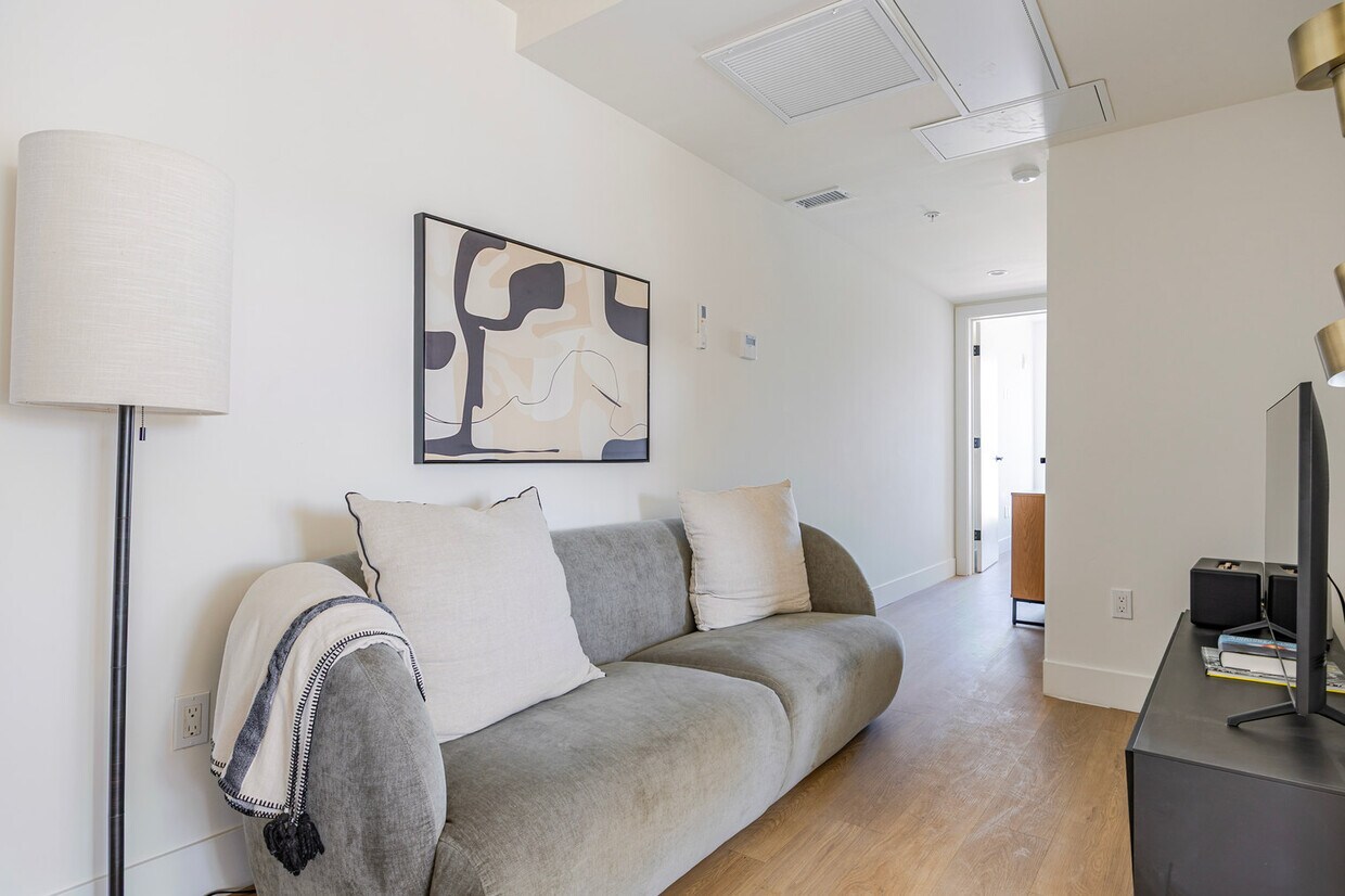 611 N Virgil Ave Unit FL4-ID1337, Los Angeles, CA 90004 | Apartments.com