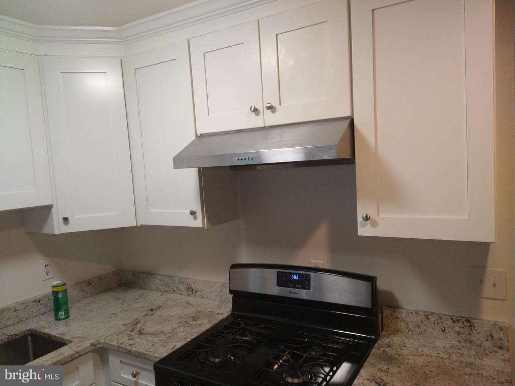 6107 Ashley Pl, Springfield, VA 22150 - House Rental in Springfield, VA ...