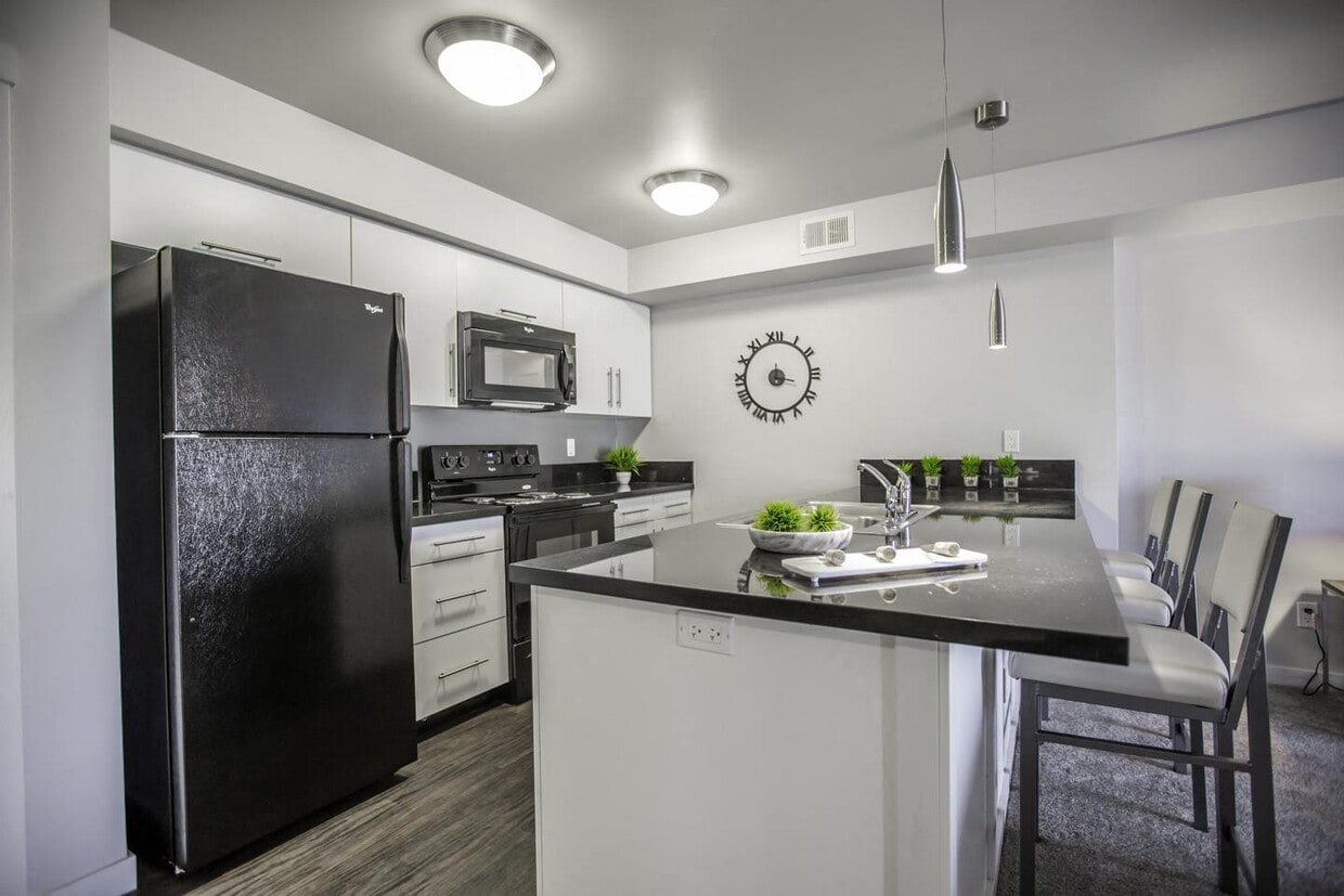 Deveraux Heights Apartments - 5601 Gordon Rd Regina, SK | Apartments.com