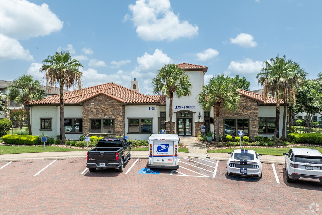 Vizcaya Apartments - 18108 S Park View Dr Houston, TX 77084 ...