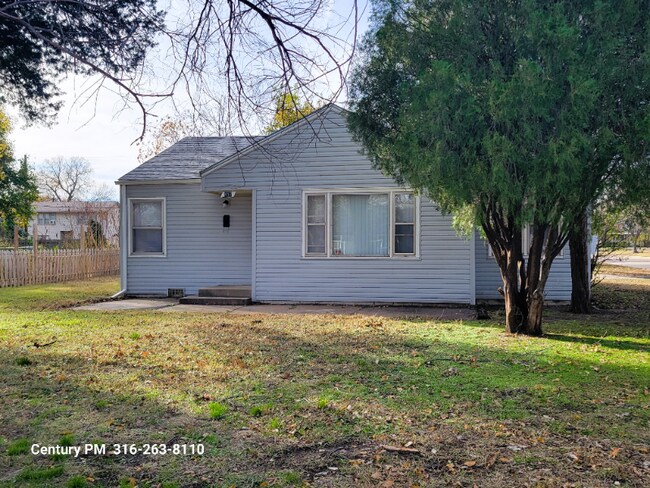 Potwin KS Houses for Rent with Garages - 20 Homes | Apartments.com