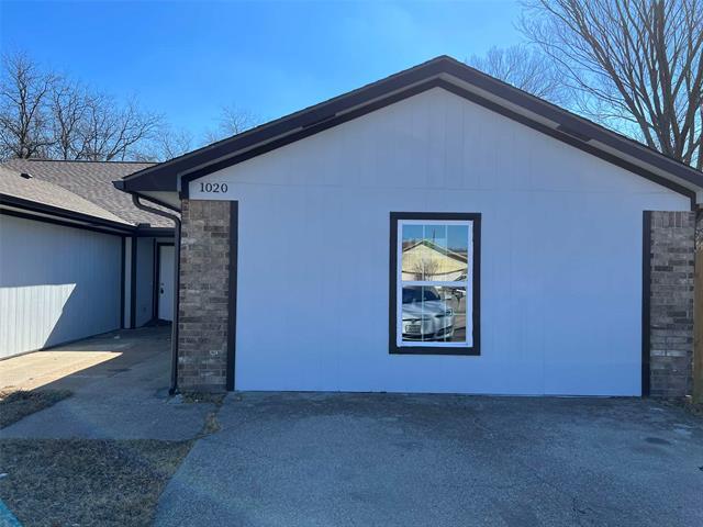 1020 Vera Ct, Irving, TX 75060 - Townhome Rentals in Irving TX ...