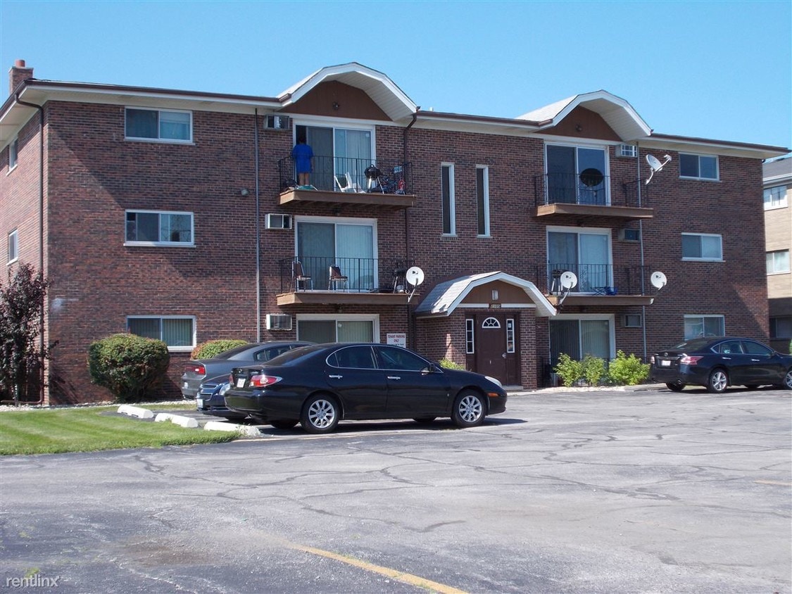 2105 176th Pl, Lansing, IL 60438 - Room for Rent in Lansing, IL ...