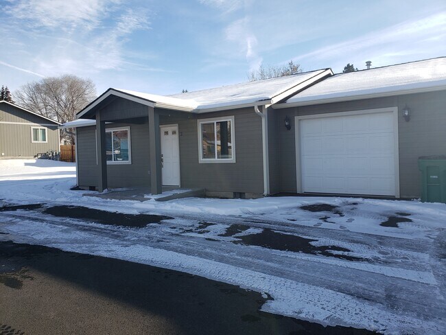 Apartments with Move-In Specials in Altamont OR - 20 Rentals