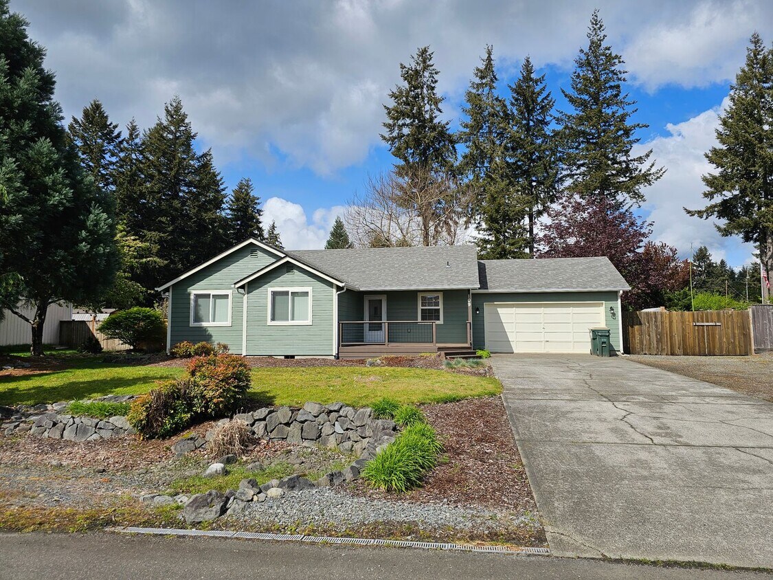 109 Rainier Estates Ct SE, Rainier, WA 98576 - House Rental in Rainier ...