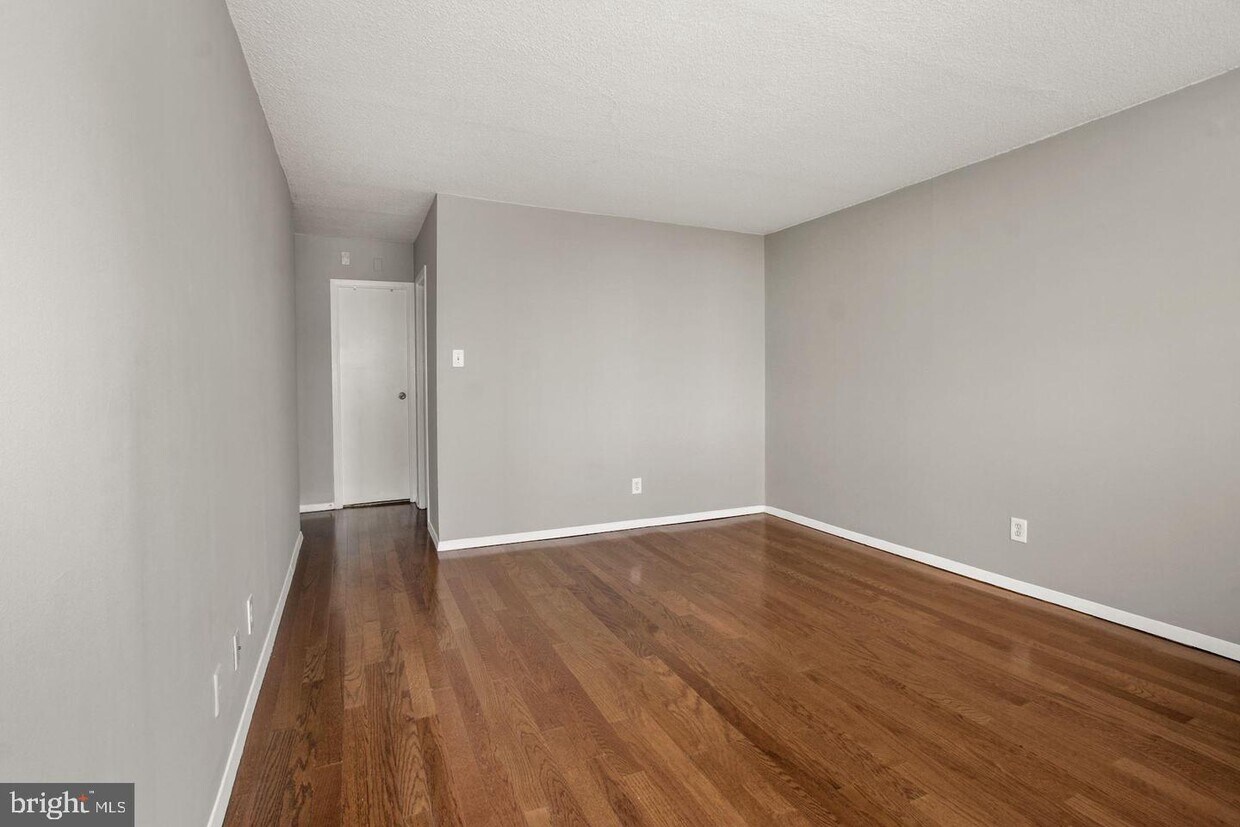 11801 Rockville Pike Unit PH10, North Bethesda, MD 20852 - Room for ...