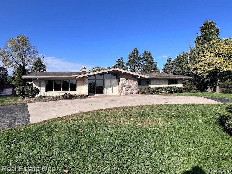 46200 N Territorial Rd, Plymouth, MI 48170 | Apartments.com