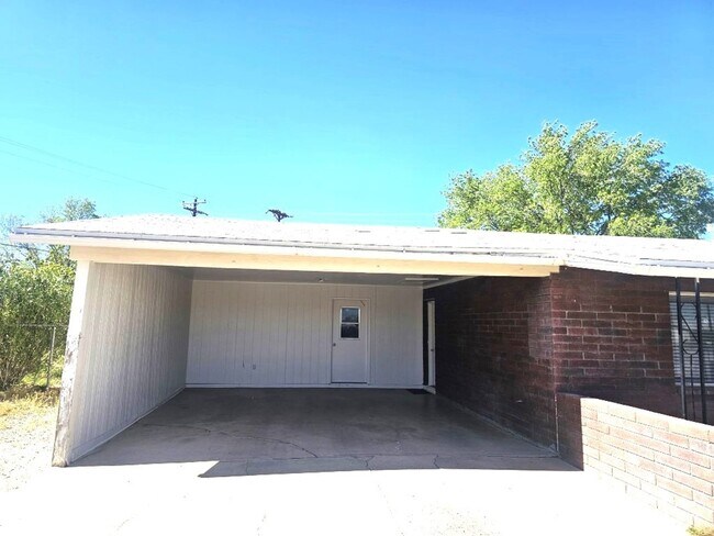 515 La Paz St, Willcox, AZ 85643 - House Rental in Willcox, AZ ...