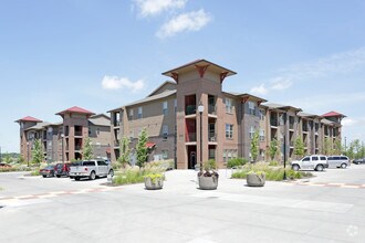 Shadow Lake Square Rentals - Papillion, NE | Apartments.com
