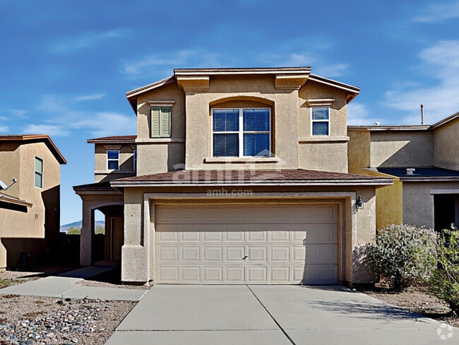 Julian Ranch West Apartments for Rent with Parking - Tucson, AZ ...