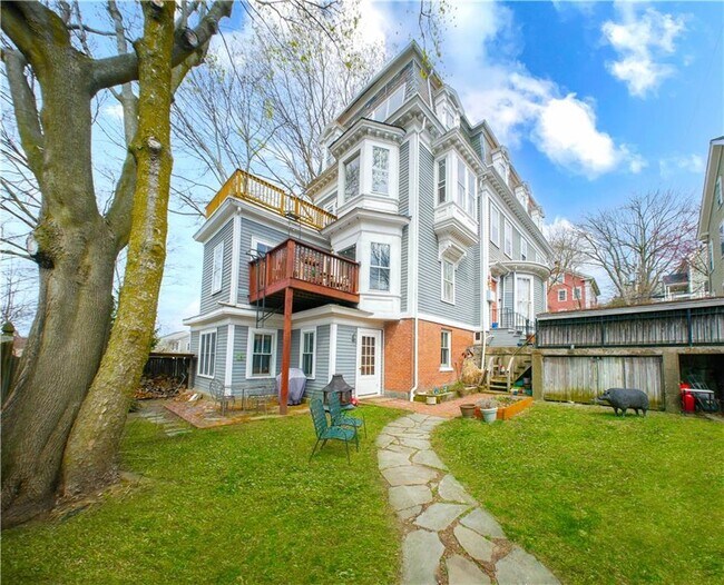 15 Pratt St Unit 3, Providence, RI 02906 - Condo for Rent in Providence ...