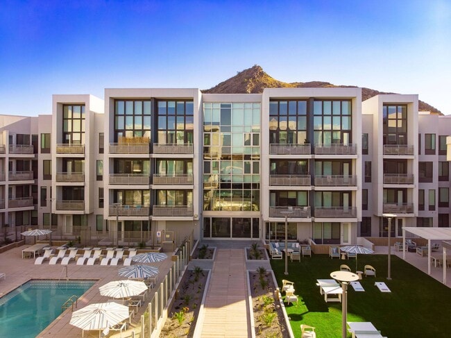 Downtown Tempe Apartments for Rent with High Ceilings - Tempe, AZ ...