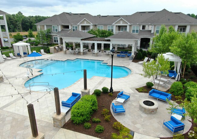 Realm at Patterson Place - 3767 SW Durham Dr Durham, NC 27707 ...