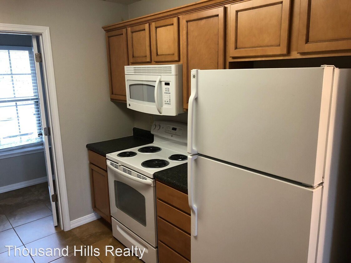 220 Toni Ln, Branson, MO 65616 - House Rental in Branson, MO ...