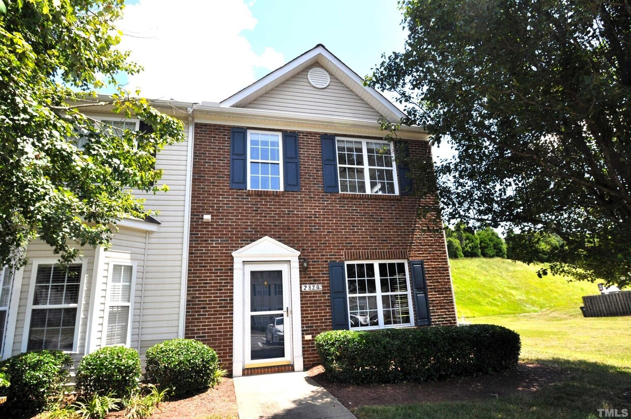 2820 Gross Ave, Wake Forest, NC 27587 - Townhome Rentals in Wake Forest ...