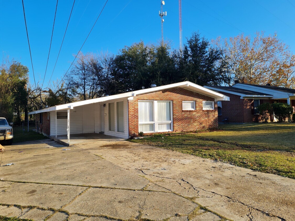 1341 Adrian Ln, Montgomery, AL 36111 - House Rental in Montgomery, AL ...