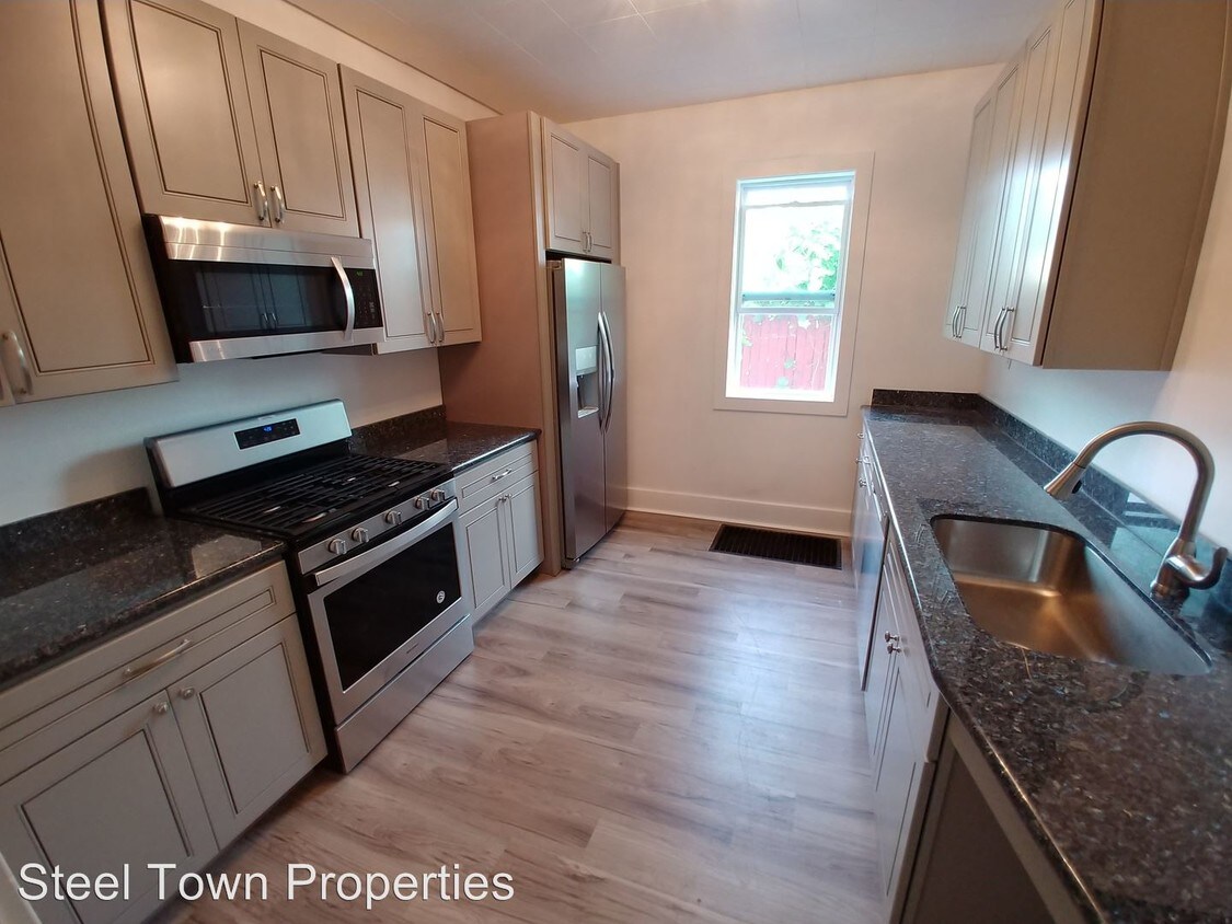 614 Manton Way, Pittsburgh, PA 15210 - House Rental in Pittsburgh, PA ...