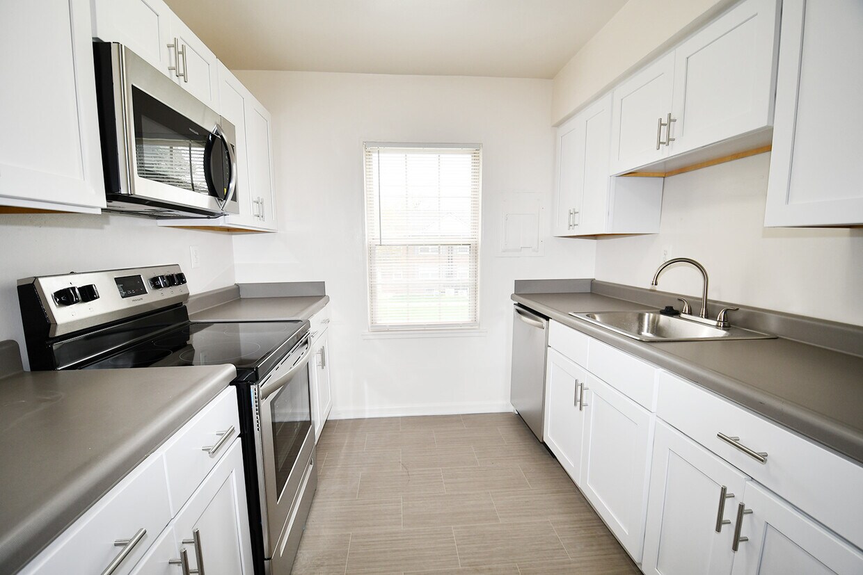 Springwells Park - 15630 Middlebury Dr Dearborn, MI | Apartments.com