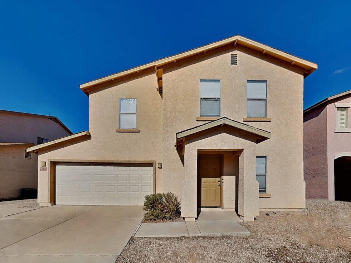 2420 E Meadow Mist Ln - House Rental in Queen Creek, AZ | Apartments.com