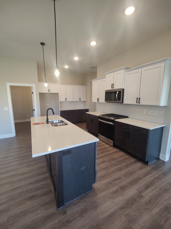 2021 S Michelle St, Wichita, KS 67207 - House Rental in Wichita, KS ...