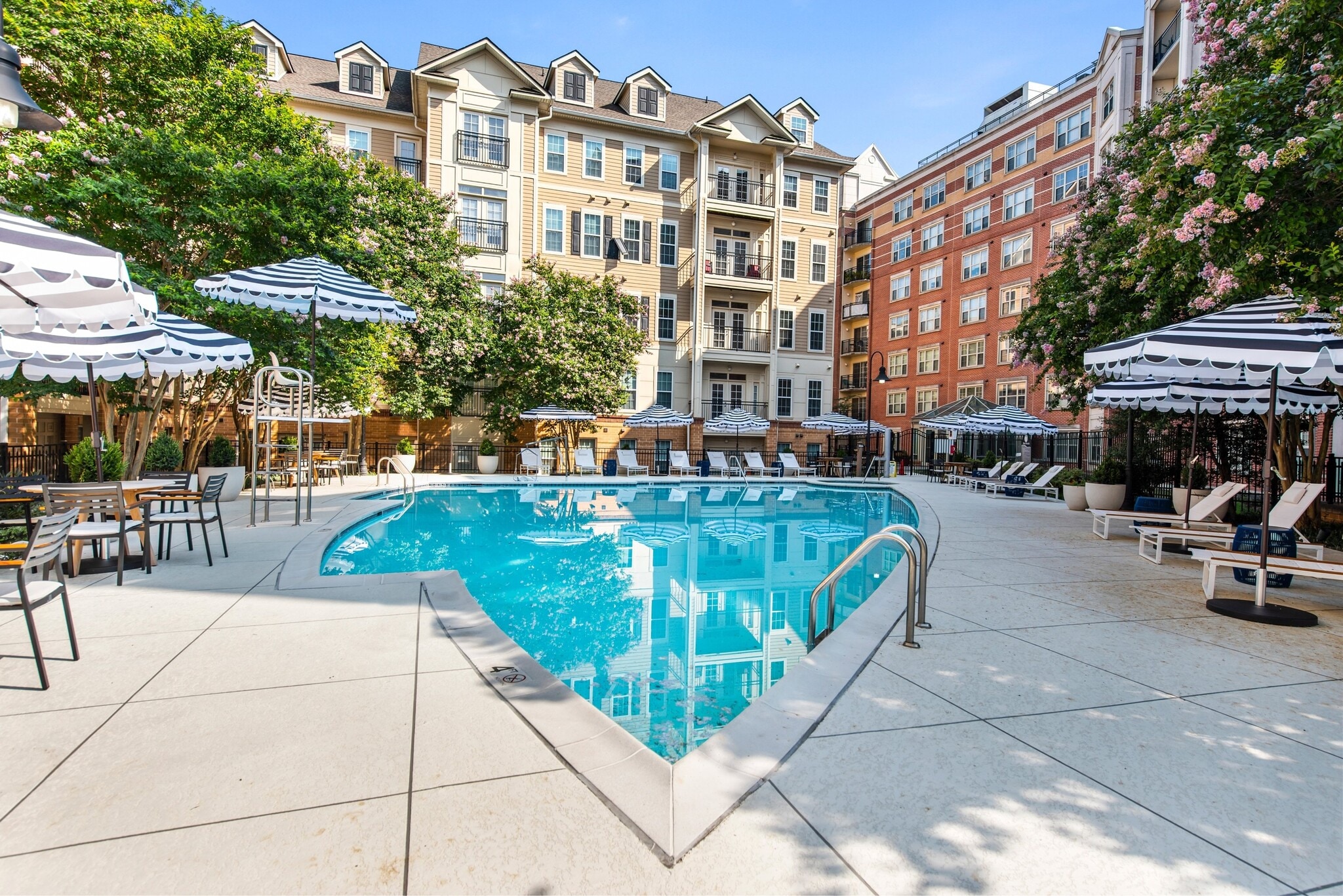 5405 Tuckerman Ln North Bethesda Md 20852
