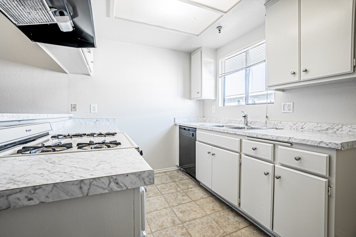 53 Apartments for Rent in Hawthorne, CA | Westside Rentals