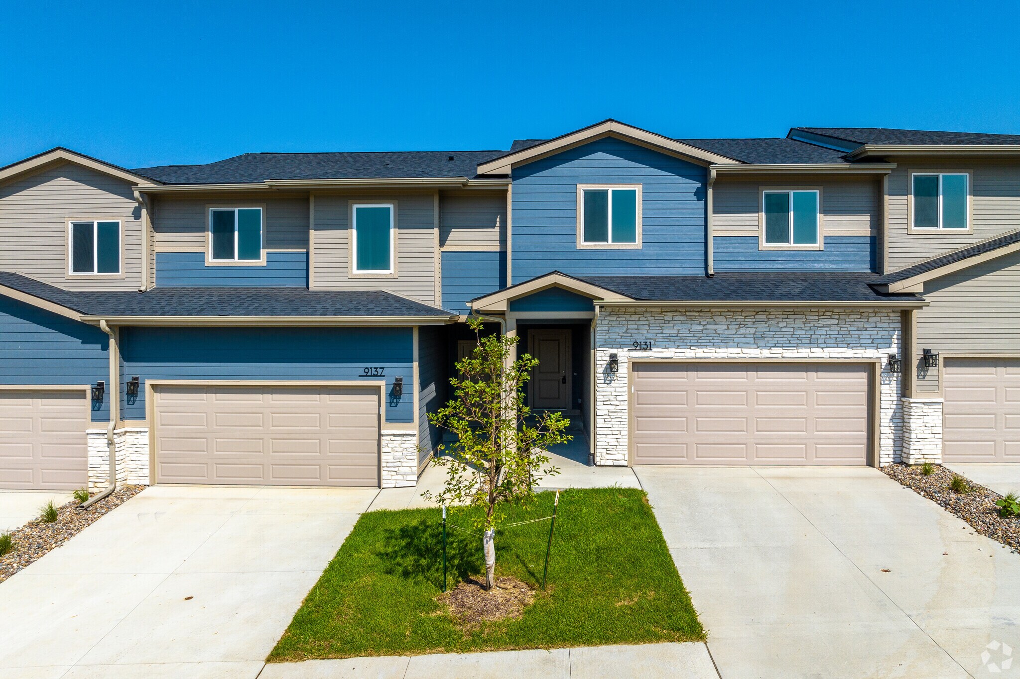 Manchester Townhomes - 9125 Calvin Dr West Des Moines, IA 50266 ...