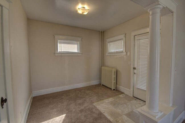 2403 5th Ave Unit 2403, Moline, IL 61265 - Room for Rent in Moline, IL ...