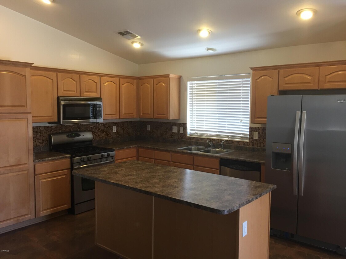 2864 W Angel Way, Queen Creek, AZ 85142 - House Rental in Queen Creek ...