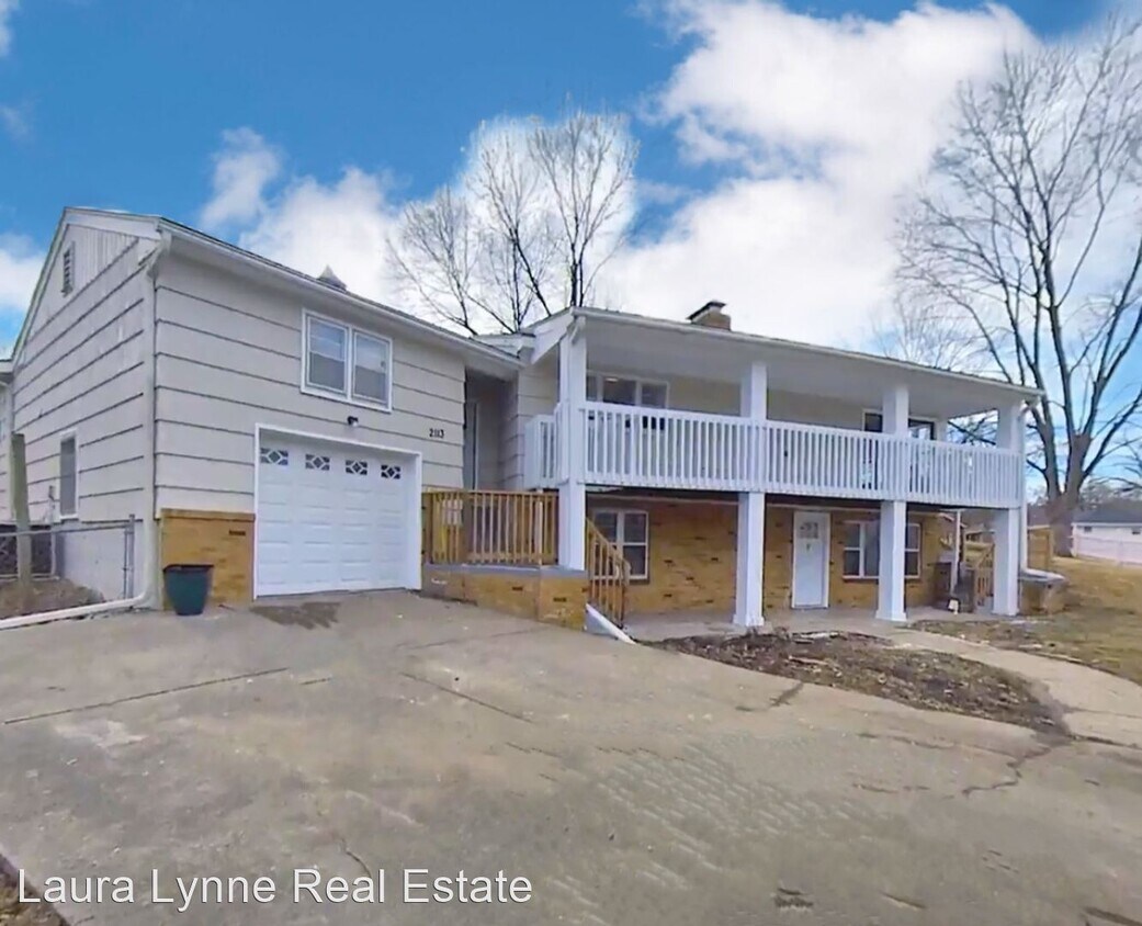 2113 Kenton St, Leavenworth, KS 66048 - House Rental in Leavenworth, KS ...