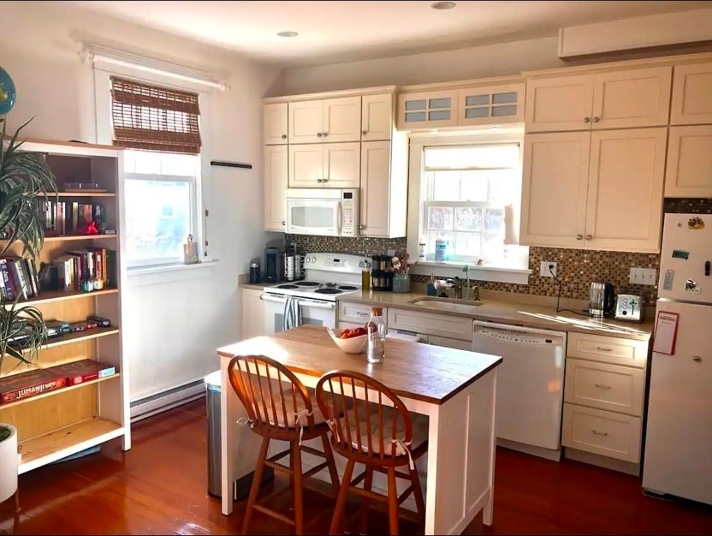 6 Railroad Ave Unit A, Rockport, MA 01966 - Condo for Rent in Rockport ...