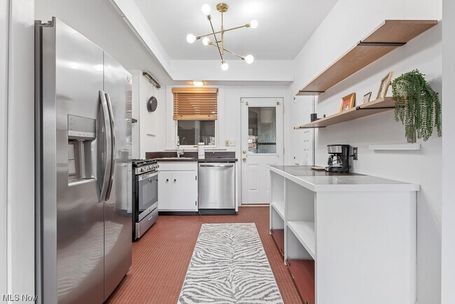 2472 Overlook Rd Unit 11, Cleveland Heights, OH 44106 - Condo for Rent ...