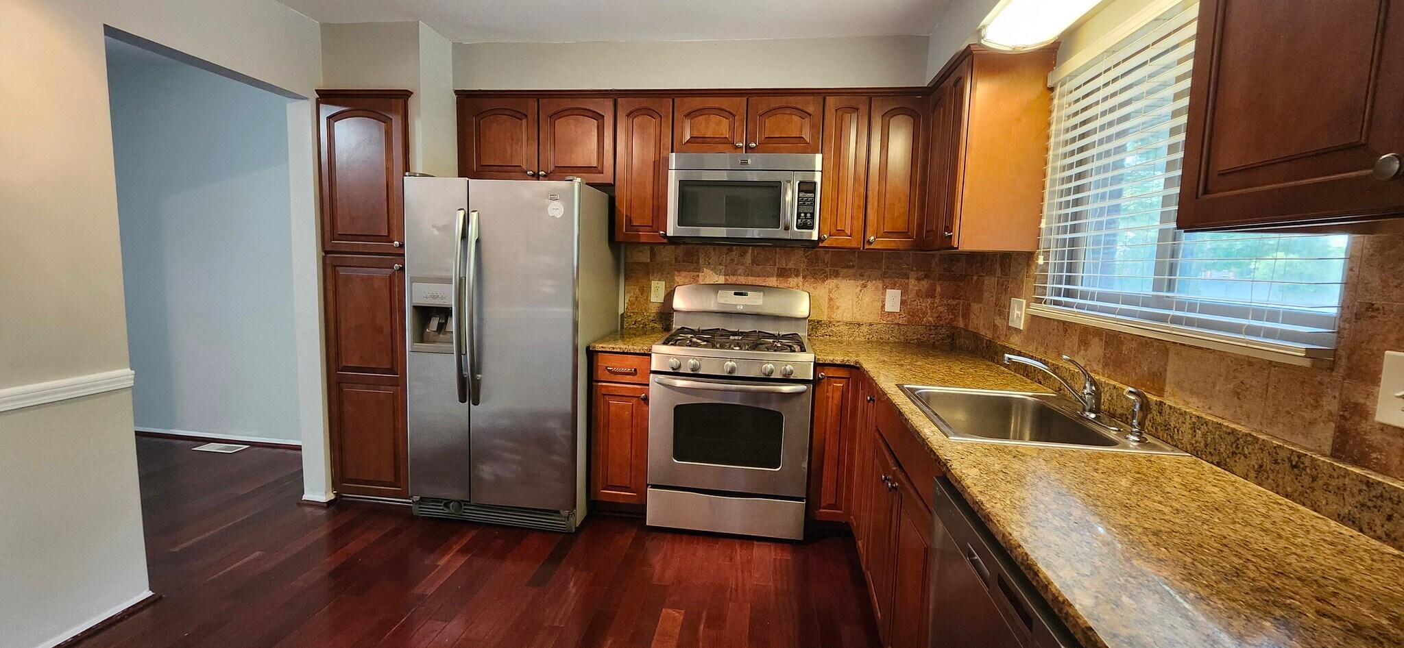 3602 Old Creek Rd, Troy, MI 48084 - Casa en renta en Troy, MI ...