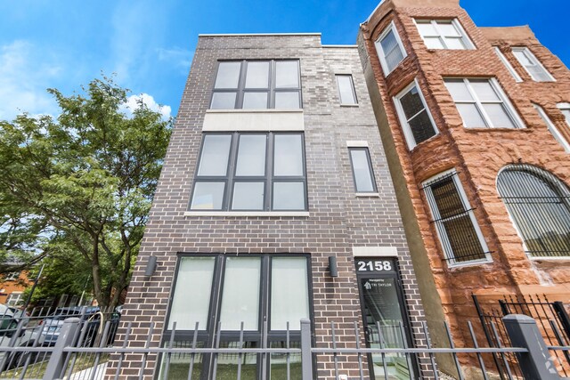 Northwest Chicago Gated Apartments for Rent - Chicago, IL - 306 Rentals ...