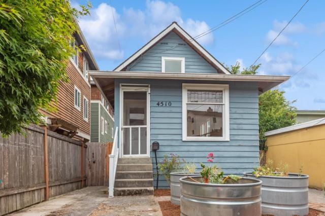 4510 Dayton Ave N, Seattle, WA 98103 - House Rental in Seattle, WA ...