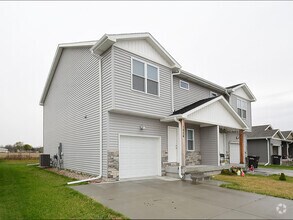 New Best Luxury Apartments for Rent in Trumbull NE - Updated Today ...