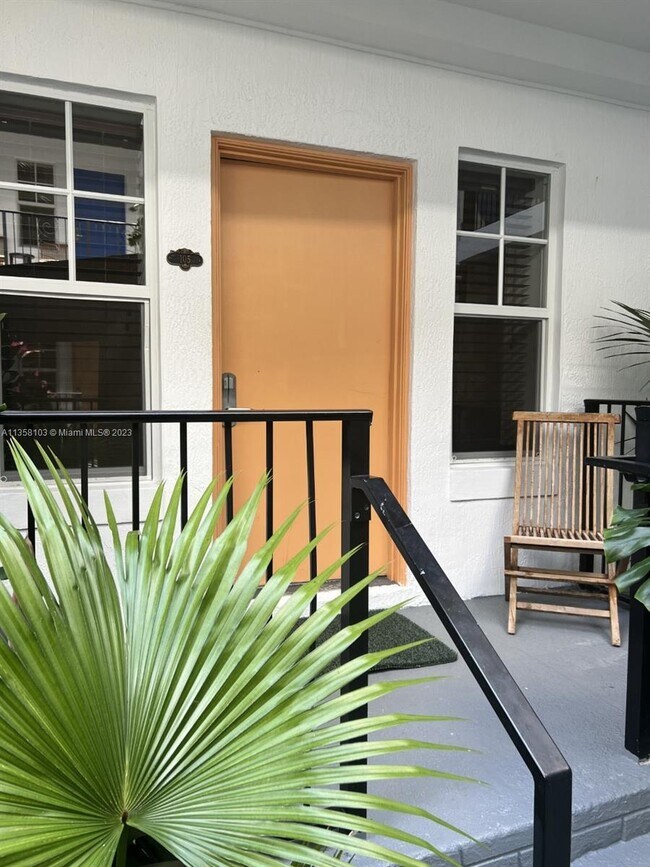 1330 Pennsylvania Ave Unit 105, Miami Beach, FL 33139 - Room for Rent ...