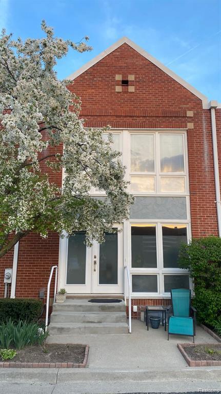 334 W Crescent Ln Unit 6, Detroit, MI 48207 - Condo for Rent in Detroit ...