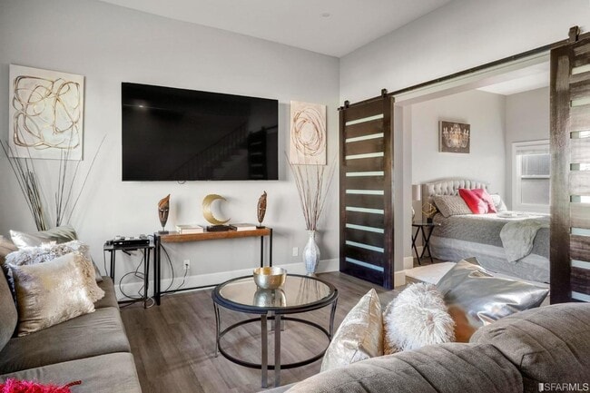 1535 Van Dyke Ave, San Francisco, CA 94124 - House Rental in San ...