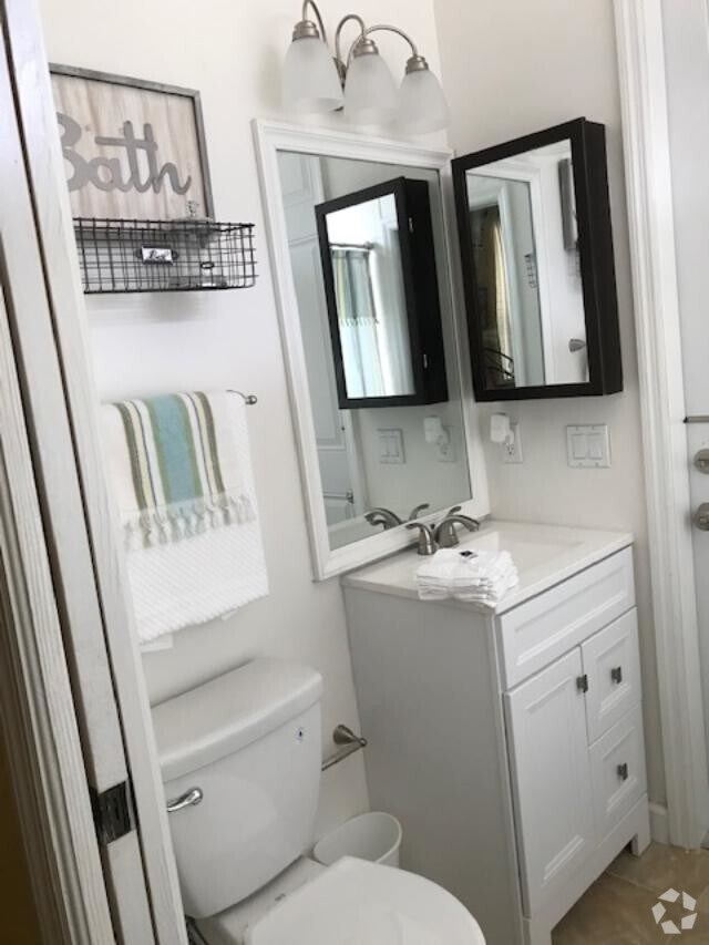 Century Gardens Apartments for Rent with a Walk-In Closet - Hialeah, FL - Updated Today ...