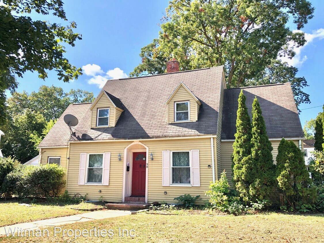 98 Rockland St, Springfield, MA 01118 - House Rental in Springfield, MA ...