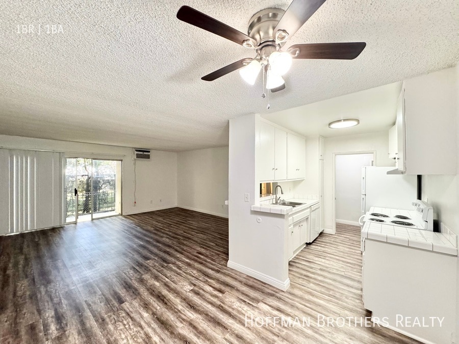 5407 Radford Ave Unit 3, Los Angeles, CA 91607 - Condo for Rent in Los ...