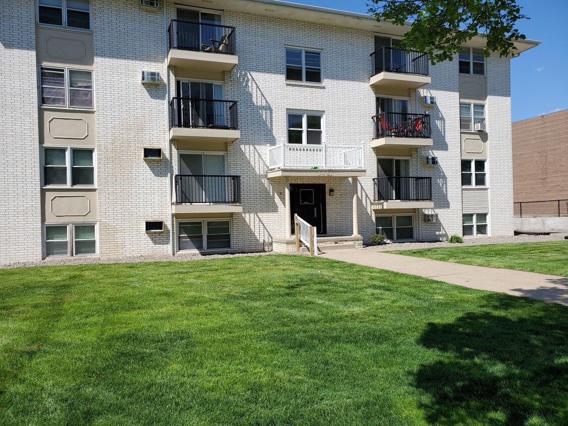 531 35th St Unit #1, Des Moines, IA 50312 - 531 35th St Des Moines, IA ...