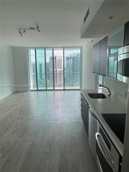 90 SW 3rd St Unit 4203, Miami, FL 33130 - Condo for Rent in Miami, FL ...