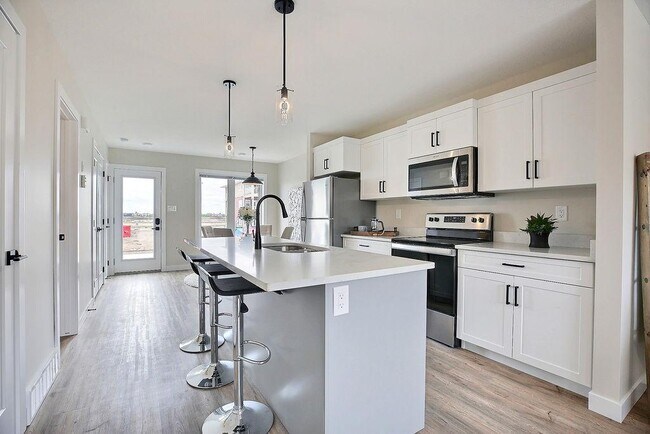 Townhomes for Rent in Secord, Edmonton | Apartments.com
